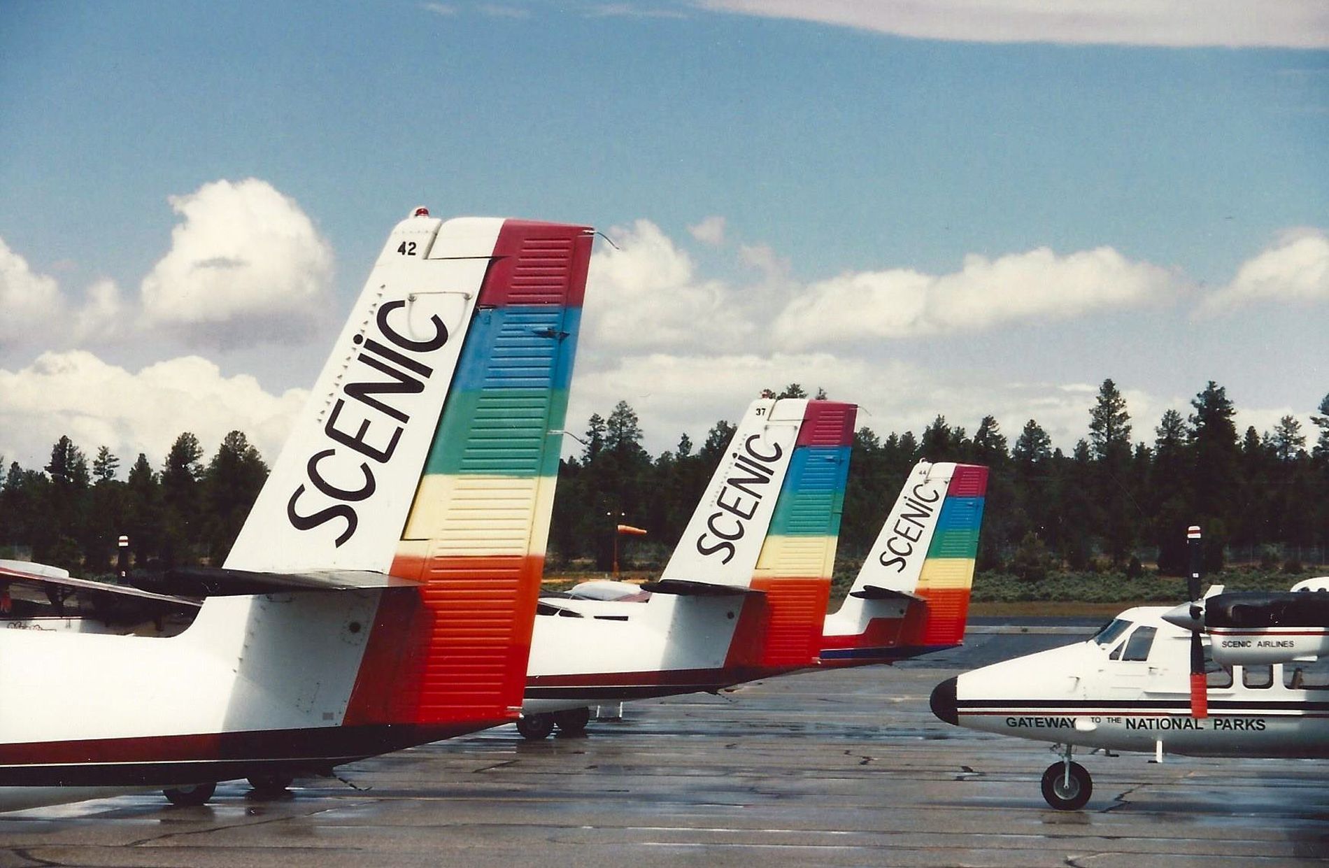 Scenic airlines - Grand Canyon by Jean-Louis Delezenne