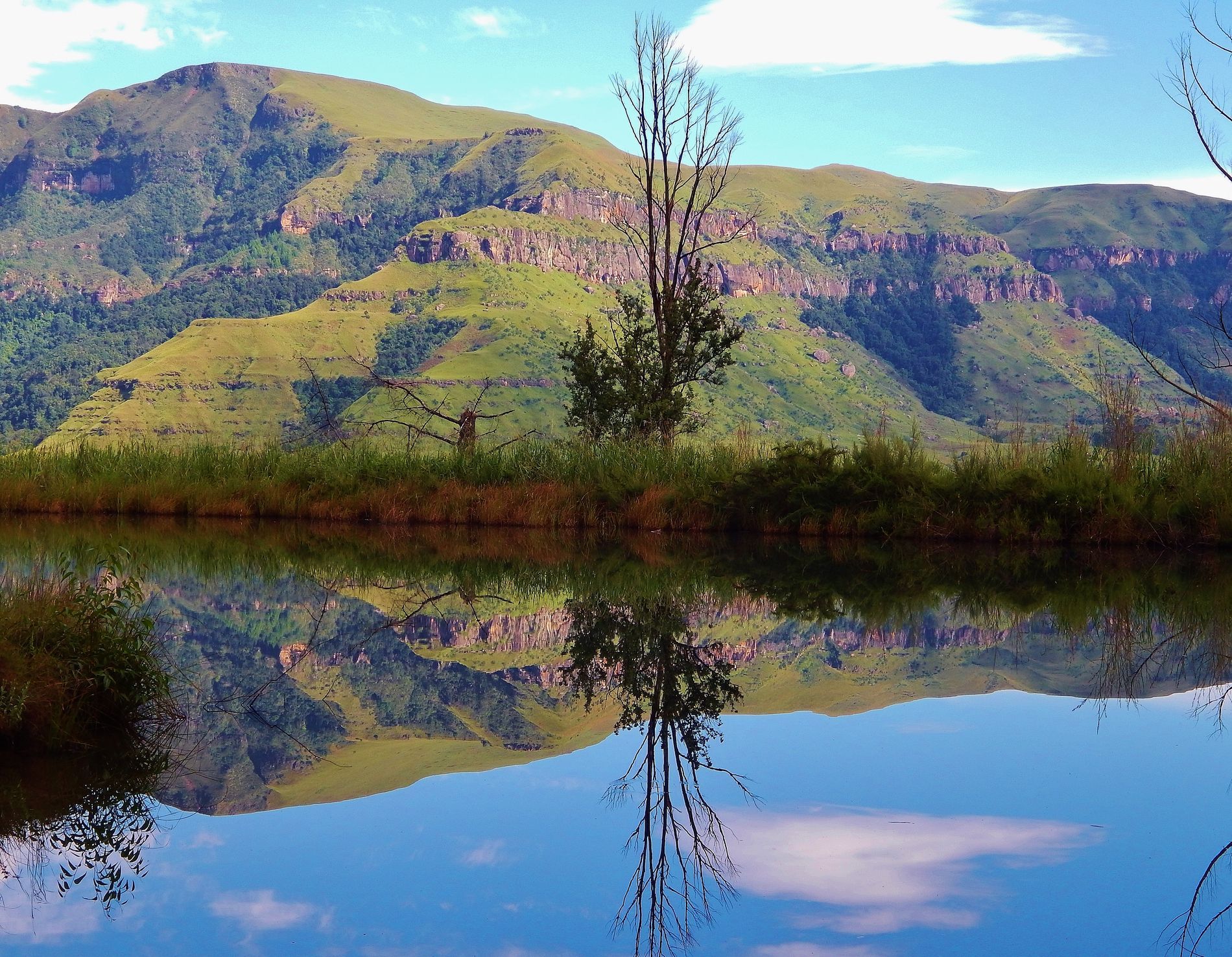 Champagne Castle Hotel Resort - Drakensberg, South Africa by Leonard Du ...