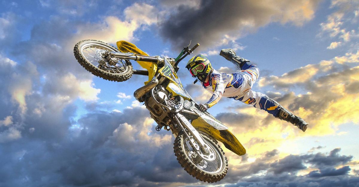 31 Flying Objects Captured