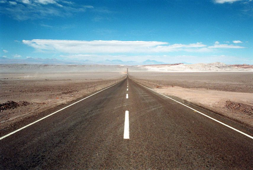 34 Superb Examples of Why a Vanishing Point works SOooo well in Photography