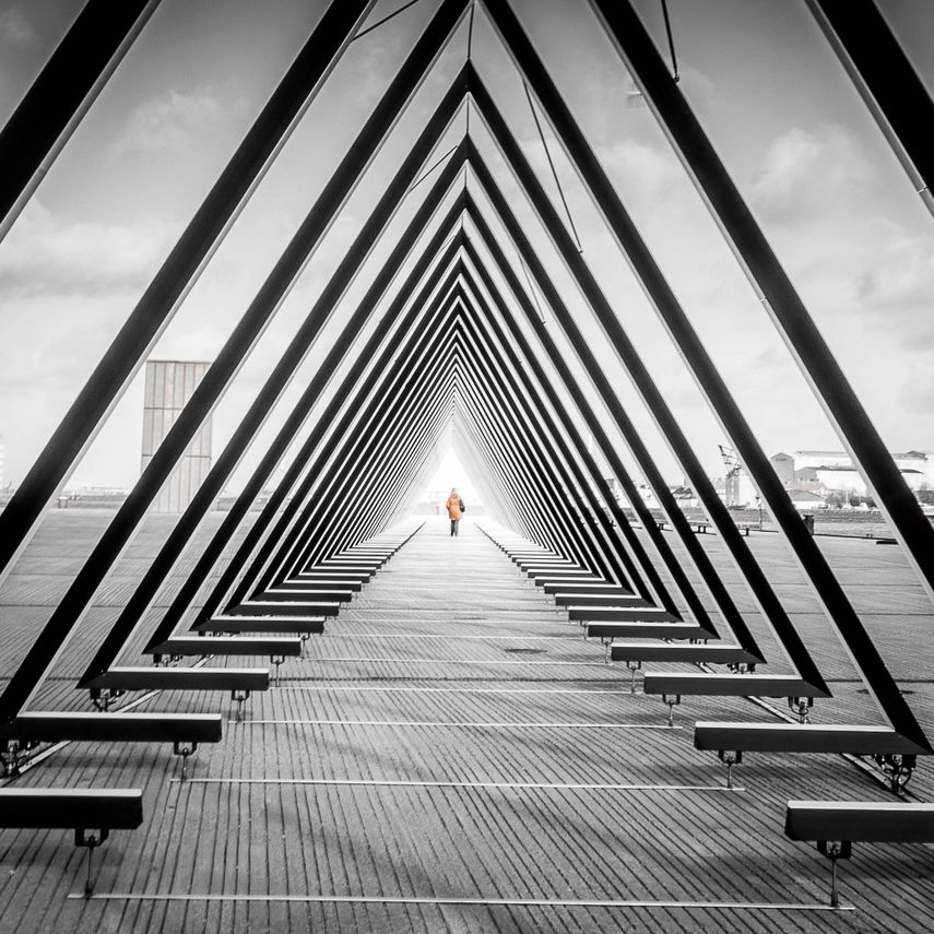 32 Photos that Demonstrate the Wonderful Creative Use of a Frame in the ...