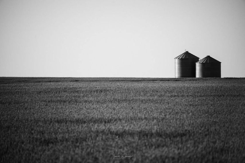 32 Photographs with Negative Space Proving that Less Can Be More