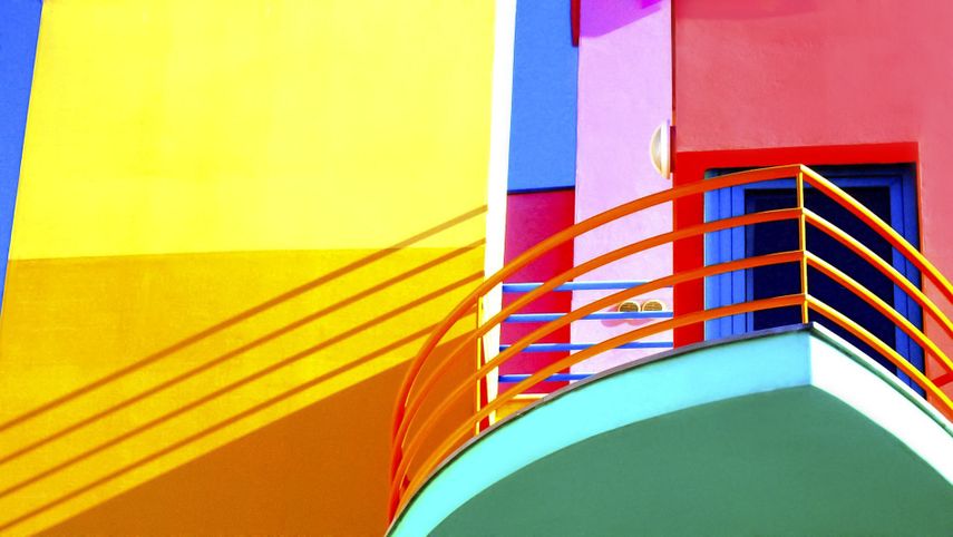 35 Images that Utilize Complex and Vibrant Color Schemes- Why?