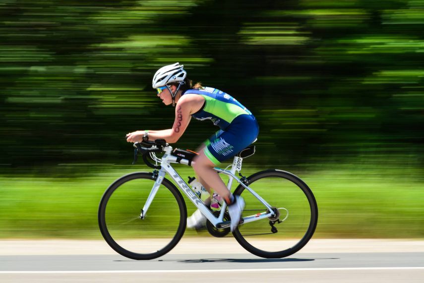 29 Active Lifestyle Photos - What burns more calories: running ...