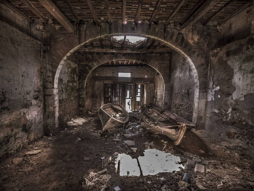 35 Spooky Images of Abandoned Places