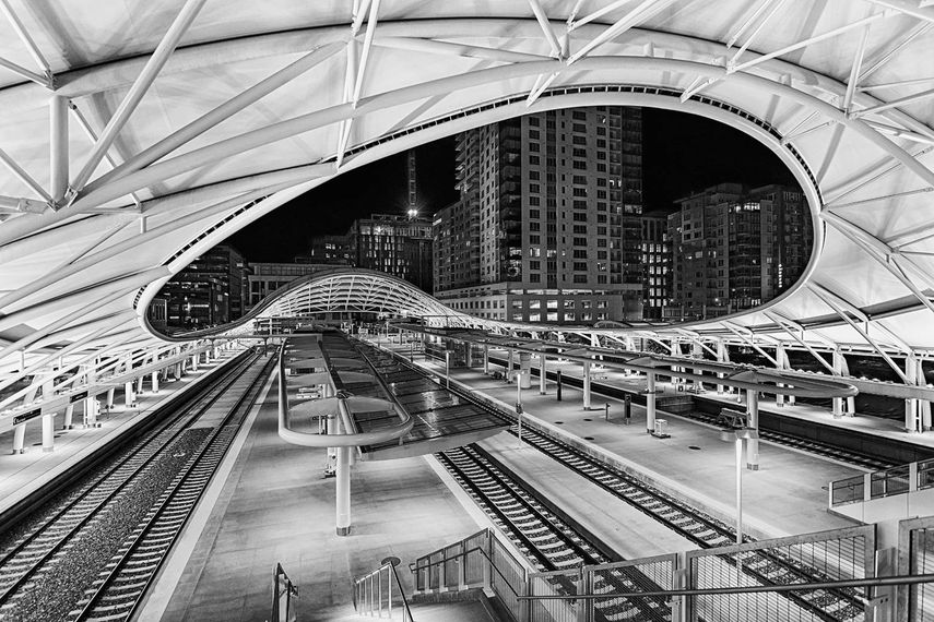 36 Dynamic Photos That Capture The Pulse of City Life