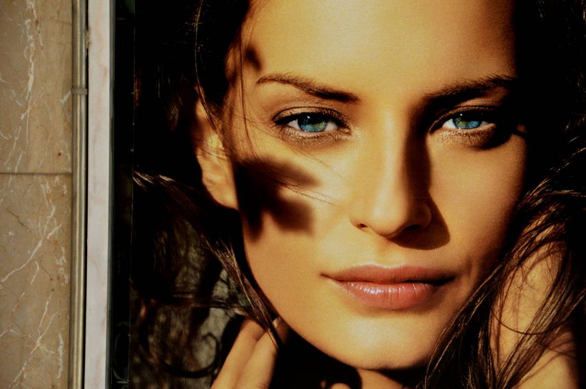 24 Gorgeous Photographs that Celebrate the Beauty and Strength of Women