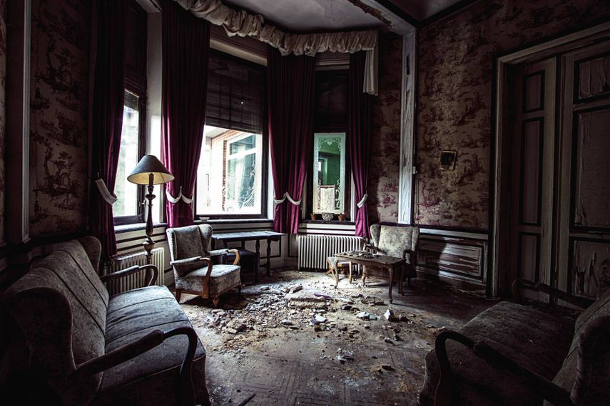 35 Spooky Images of Abandoned Places