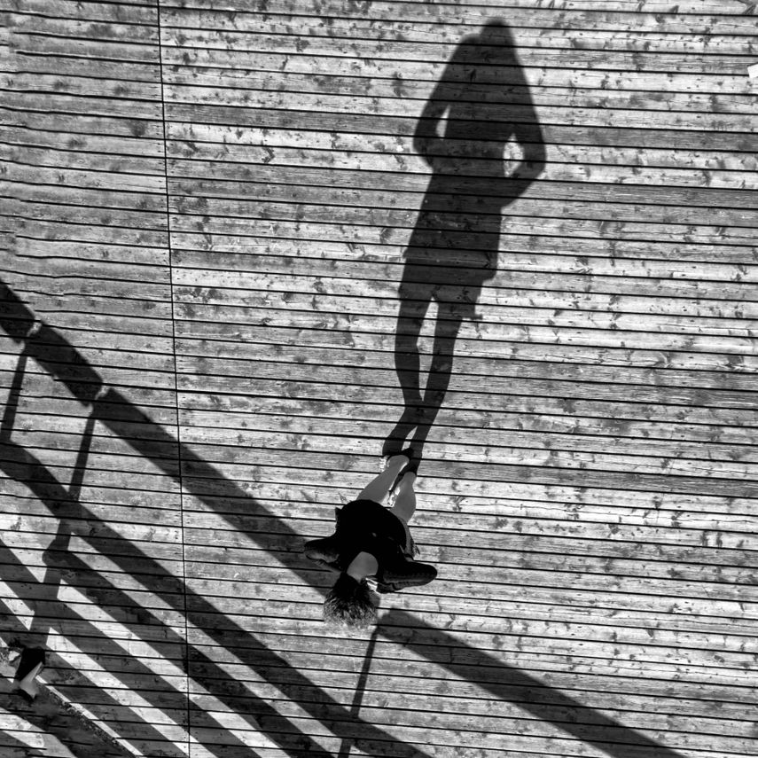 47 Mega-Artistic Shadows