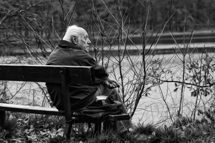 35 Heartbreaking Examples of Loneliness that Will Have You Thinking