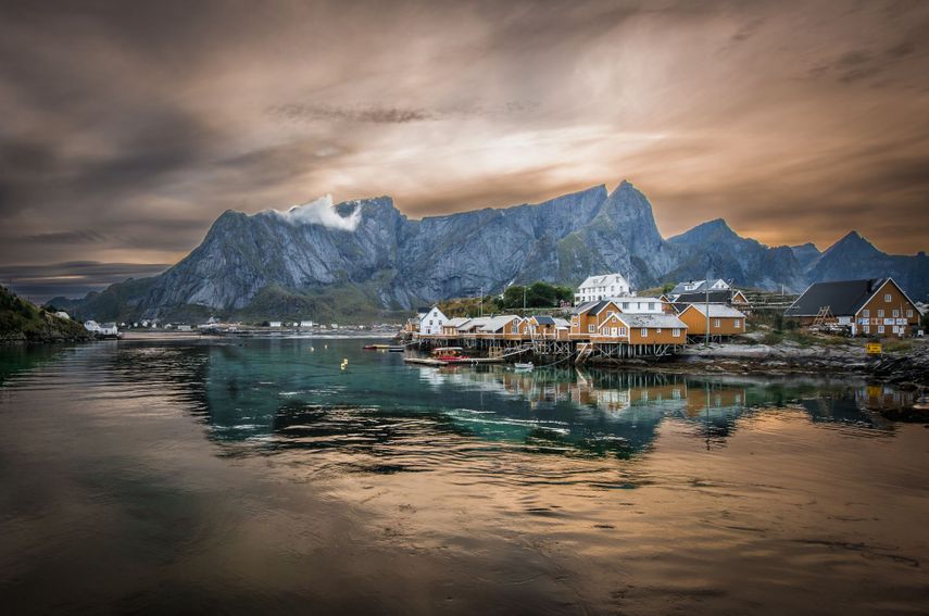 37 Eye-Popping Global Photos