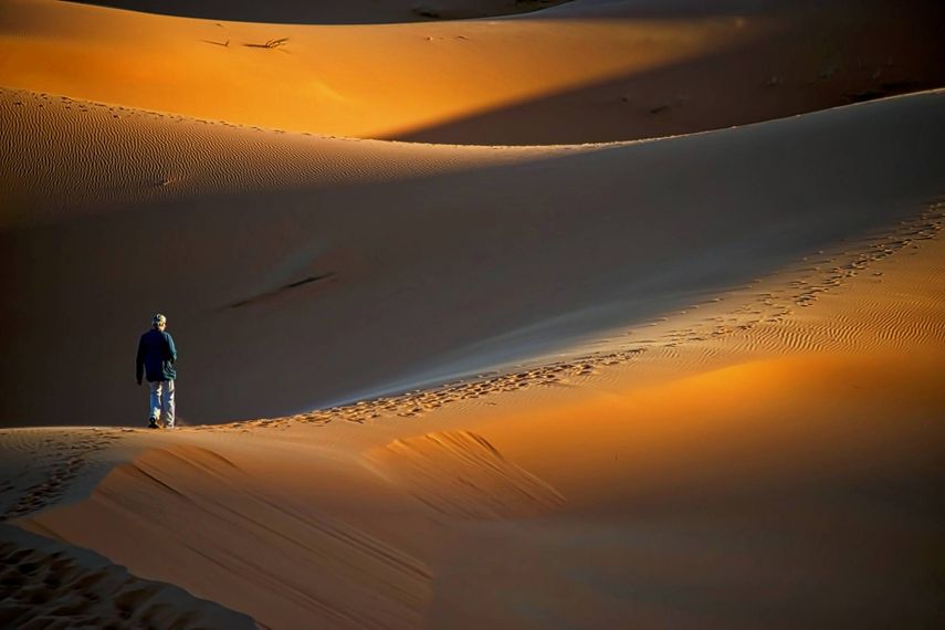 32 Photographs with Negative Space Proving that Less Can Be More