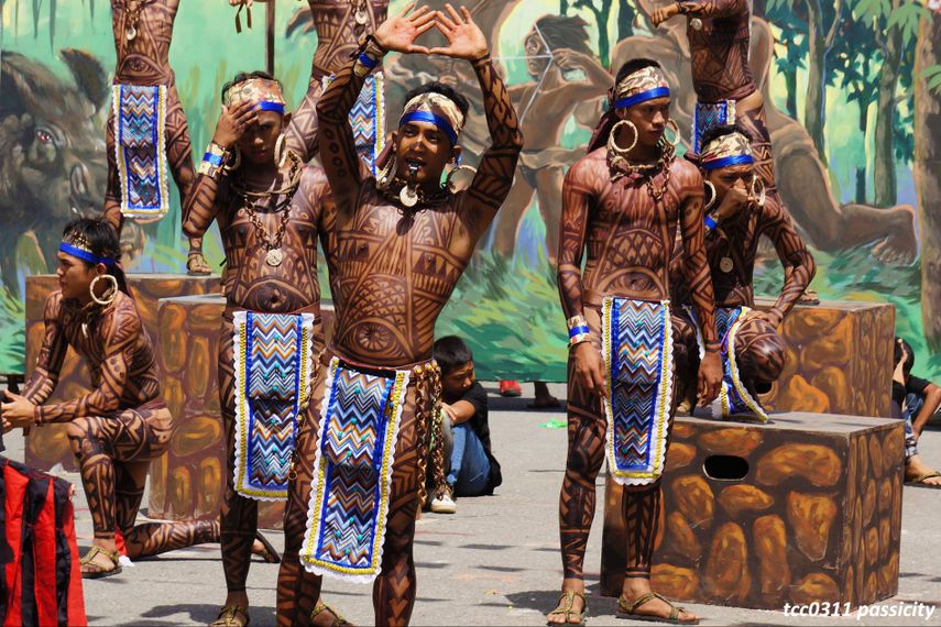 29 Astounding Examples of Humans Decorating Their Body