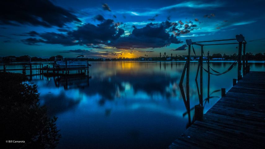 36 Gorgeous Examples of What "The Blue Hour" Can Do For A Photograph