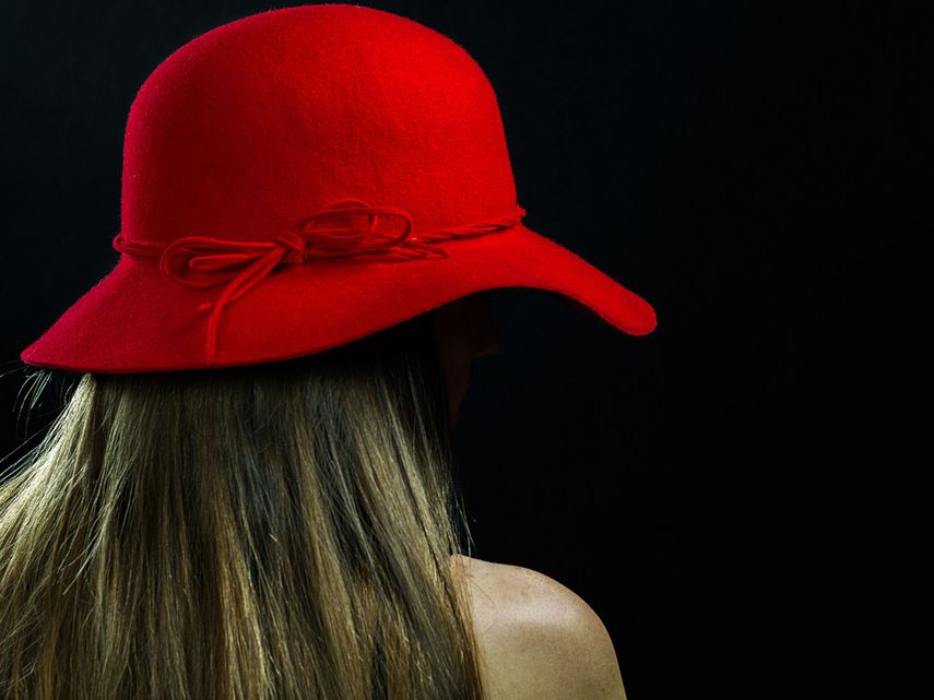 35 Faceless Portraits That Need Your Thoughts