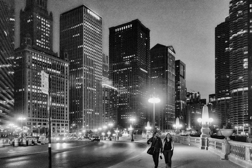 36 Dynamic Photos That Capture The Pulse of City Life