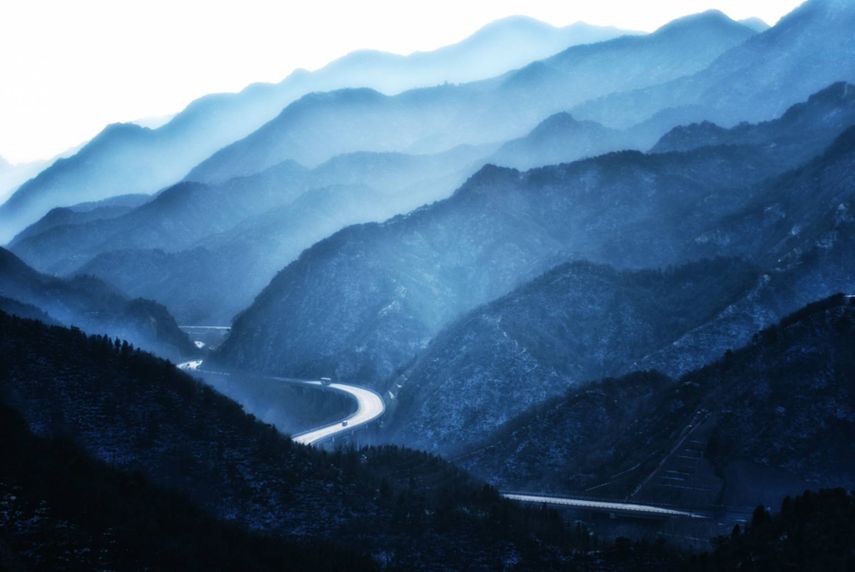 36 Gorgeous Examples of What "The Blue Hour" Can Do For A Photograph